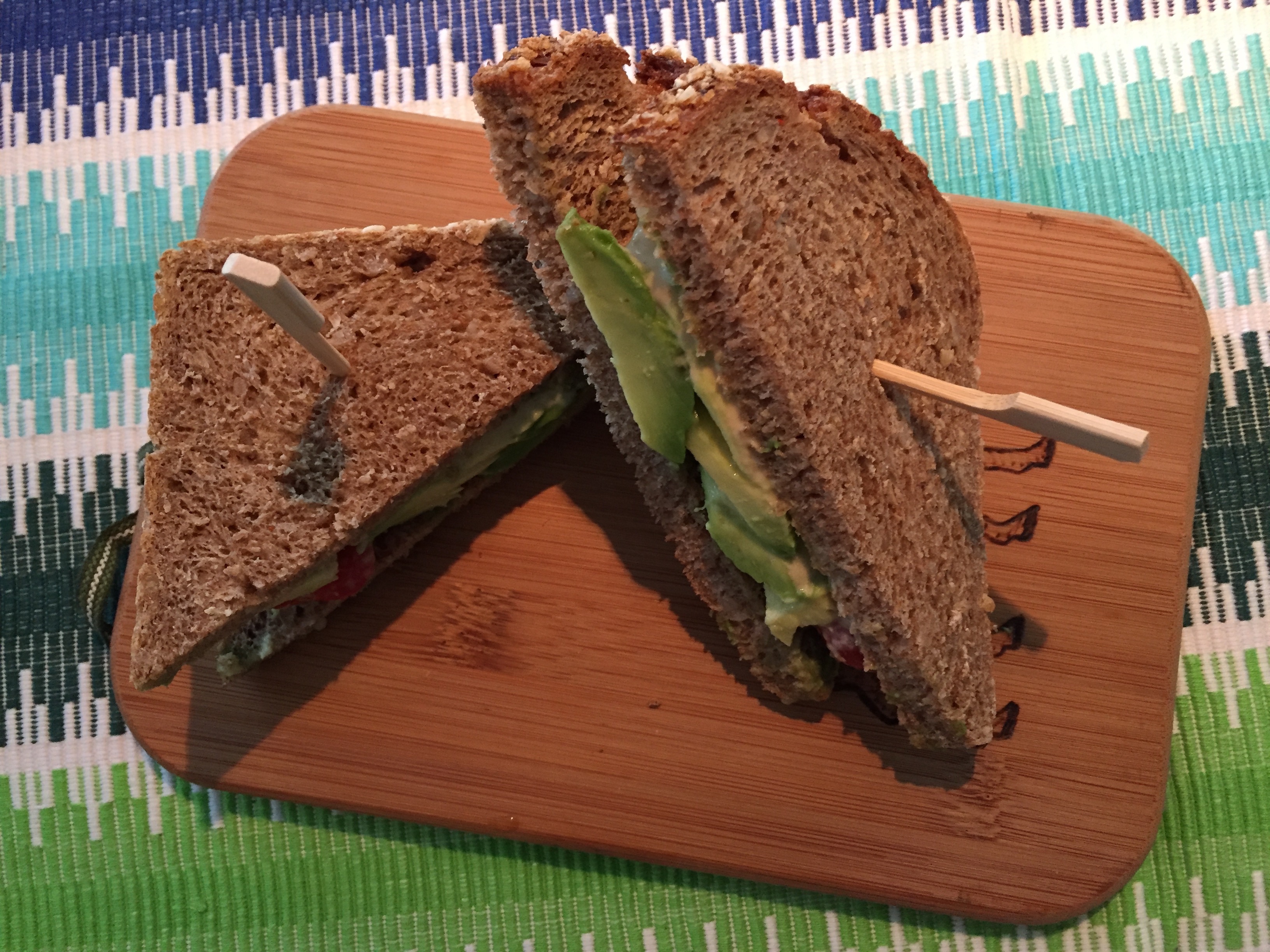 Avocado club sandwich - Everyday Plantpower